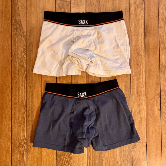 Saxx | Underwear & Socks | Saxx Mens Boxer Briefs White And Navy Small ...